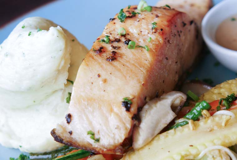 About - RIVER ROOM RESTAURANT